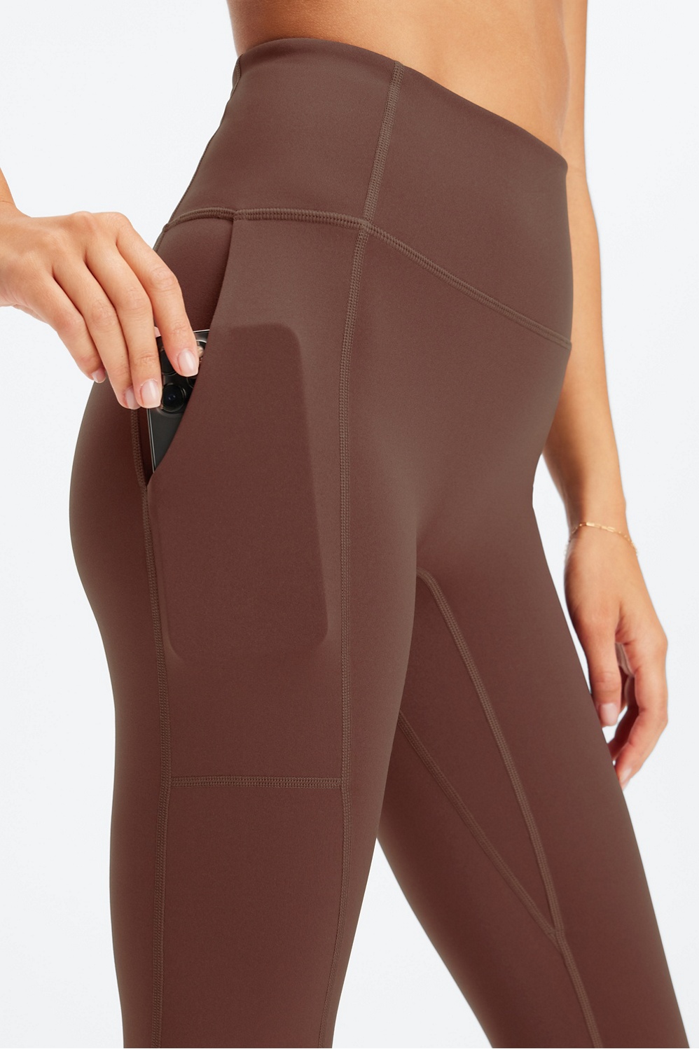 Gym Clothes | Fitness Clothing | Activewear by Kate Hudson | Fabletics UK